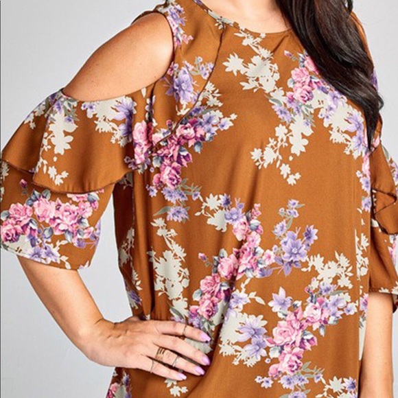 Fervent Boutique | Tops | Plus Size Floral Top | Poshmark